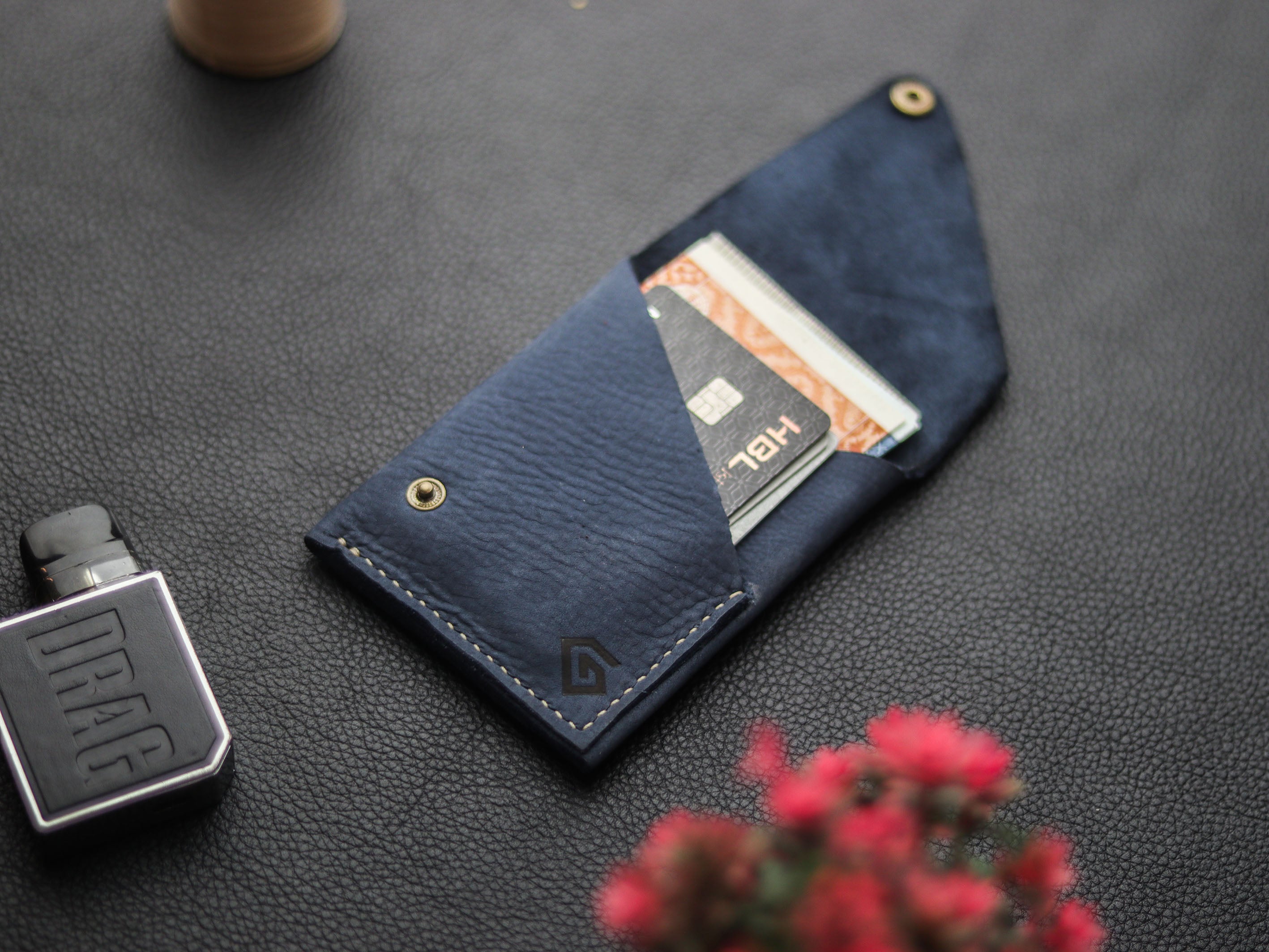 NEXT-GEN SMART WALLET – grip